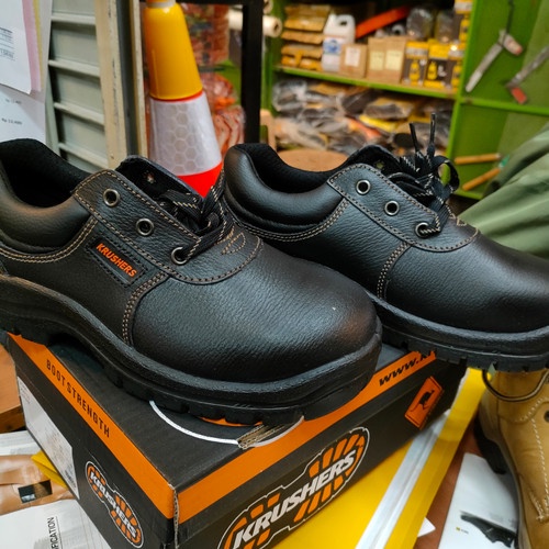 Jual Sepatu Safety Krushers Utah Black / Safety Shoes Proyek Krushers ...