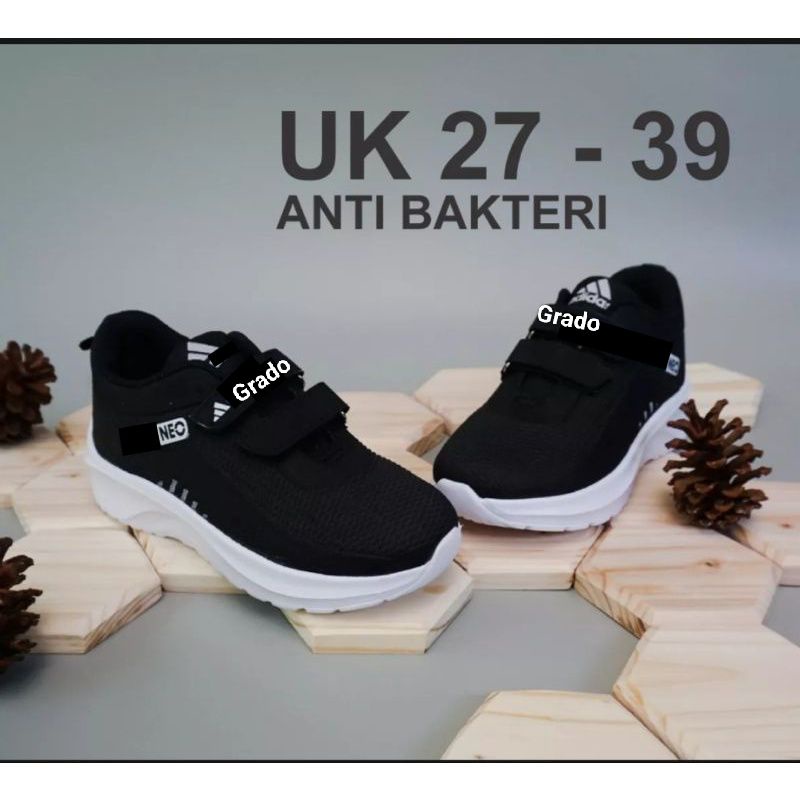 Jual Sepatu Anak Sekolah PAUD , TK , SD , SMP Laki-laki Perempuan hitam ...