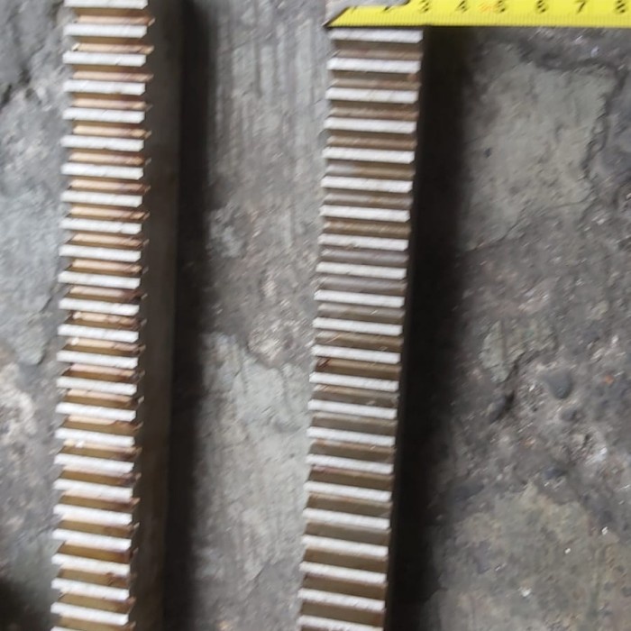 Jual Rack Gear rel rell besi eretan putar mesin bubut L5 L5A lathe L-5 ...