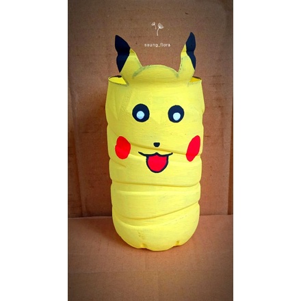 Jual Pot bunga/tempat pensil dari botol bekas gambar pikachu | Shopee Indonesia