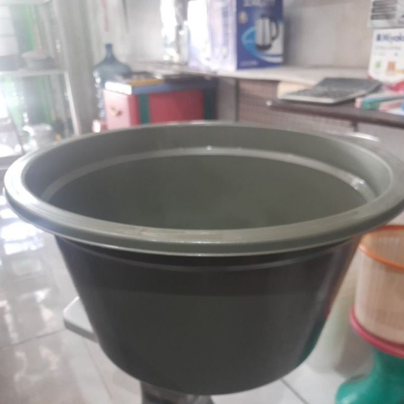 Jual Bak Baskom Ember Tong Plastik USA 45 Hijau | Shopee Indonesia