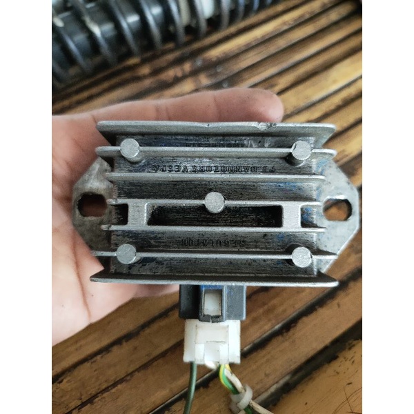 Jual kiprop regulator vespa excel exlusiv original copotan | Shopee ...