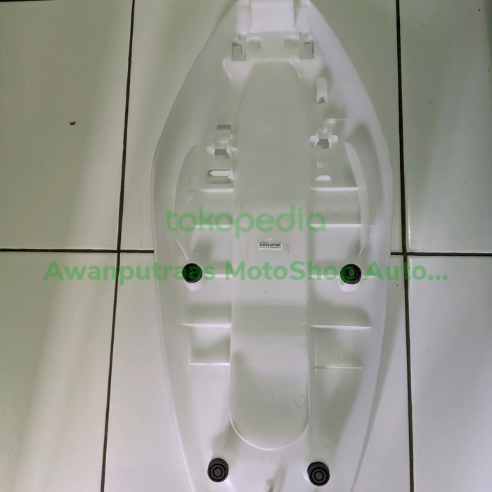 Jual fiber tulang tatakkan papan jok motor Yamaha Mio gear 125 Mio gear ...