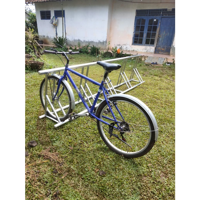Jual TEMPAT TERMINAL PARKIR 6 sepeda stainless steel portable | Shopee ...