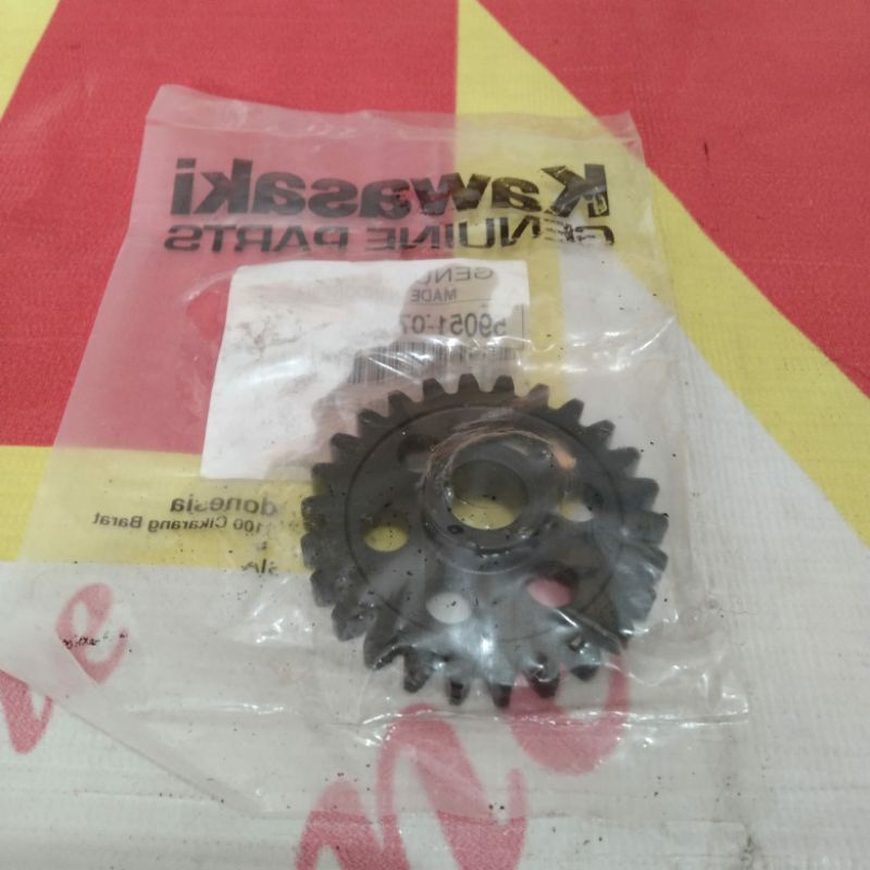 Jual gear gir gigi selahan engkol spur KLX 150 59051-0738 original ...