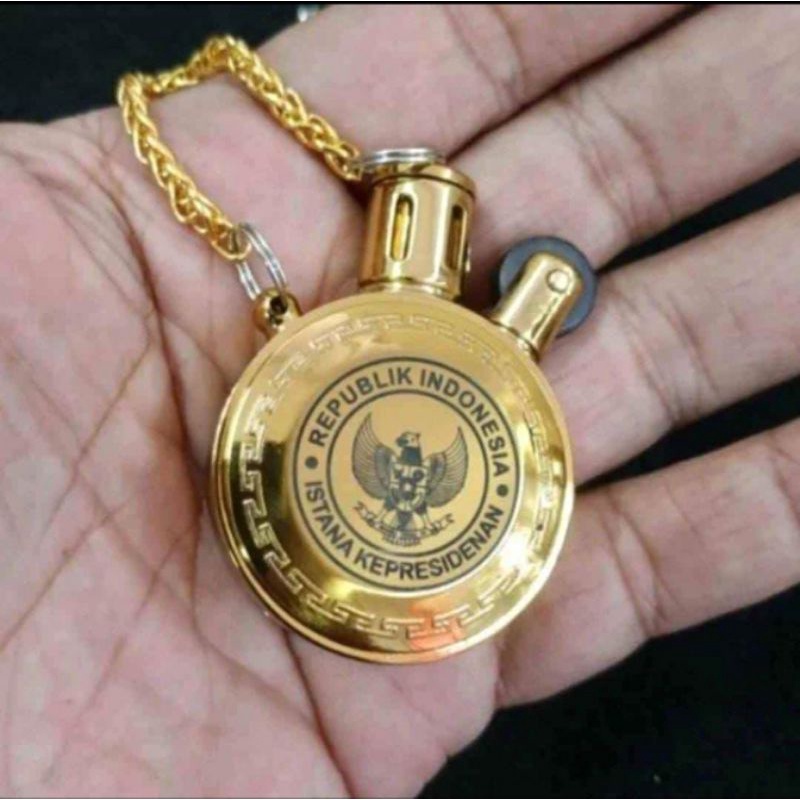 Jual Korek Api Ligther Gold Unik Istana kepersidenan bisa custom logo ...