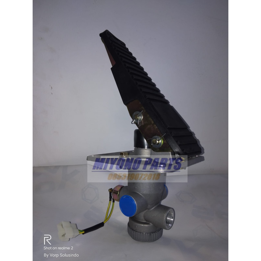 Jual Brake Valve Assy Wheel Loader China Universal 4120001795 | Shopee ...