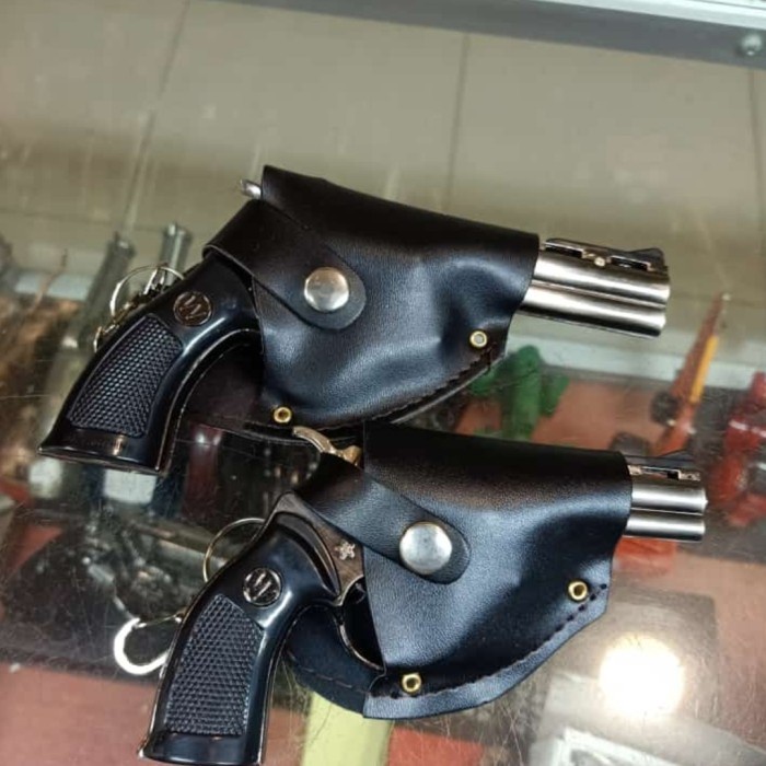 Jual korek api pistol revolver Magnum kecil sarung hitam | Shopee Indonesia