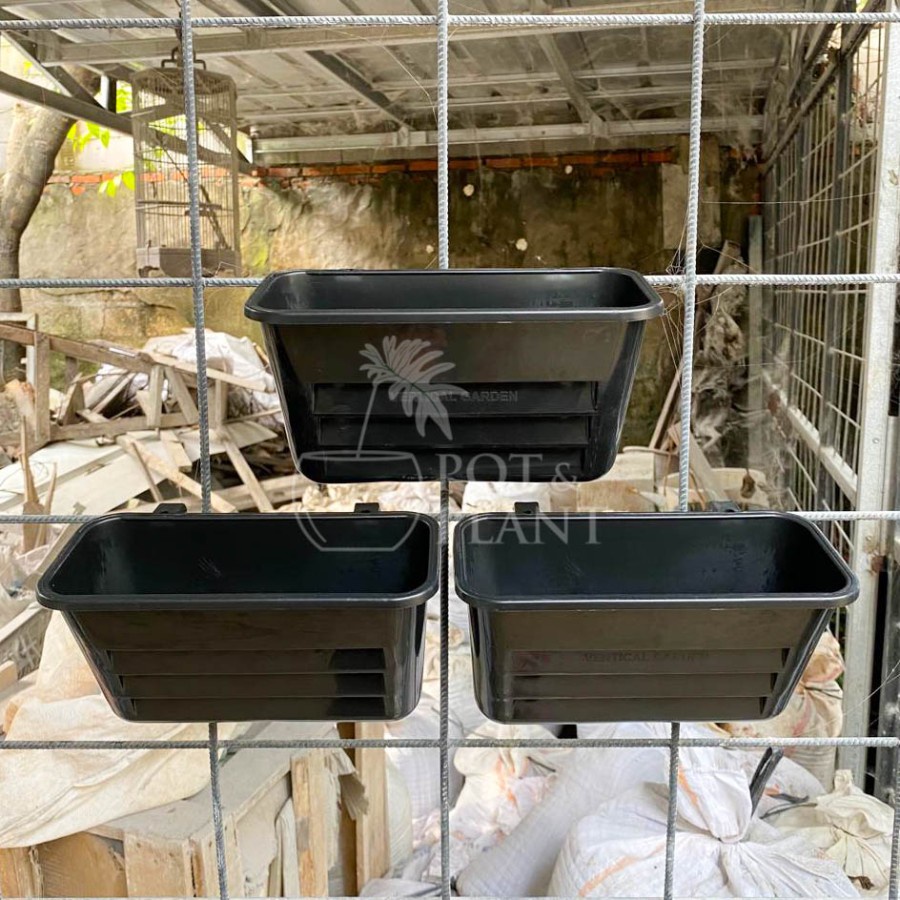 Jual Pot Vertical Tempel Gantung - NKT Pelangi 01 - 22 cm - HITAM ...