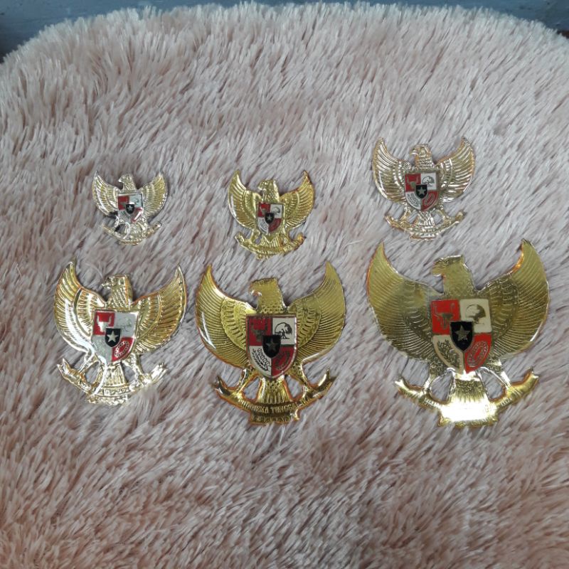 Jual pin garuda viber/pin peci garuda upacara 3cm/3,5cm,4cm,5cm,6cm,7cm ...