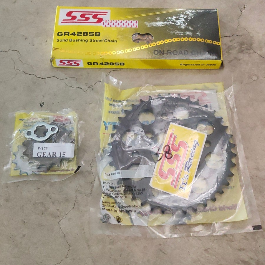 Jual Paket Gear dan rantai set Kawasaki W175 SSS Black | Shopee Indonesia