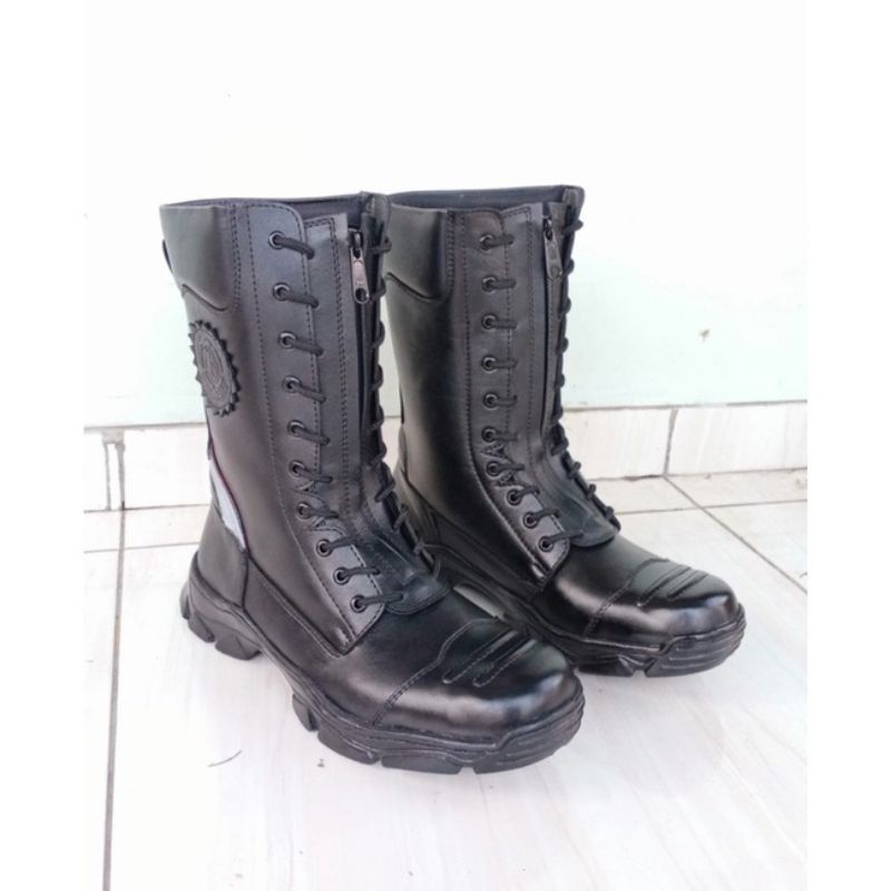 Jual SEPATU PDL DAMKAR TERBARU FULL KULIT TAHAN API (SOL TITANS ...