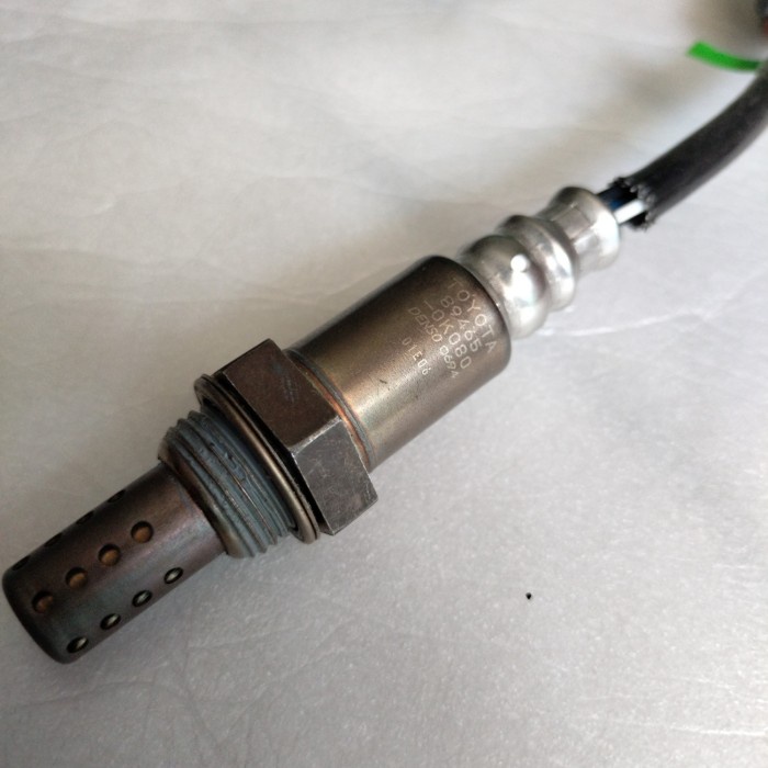 Jual Sensor Oxygen Fortuner Hilux Original 89465-0k080 | Shopee Indonesia