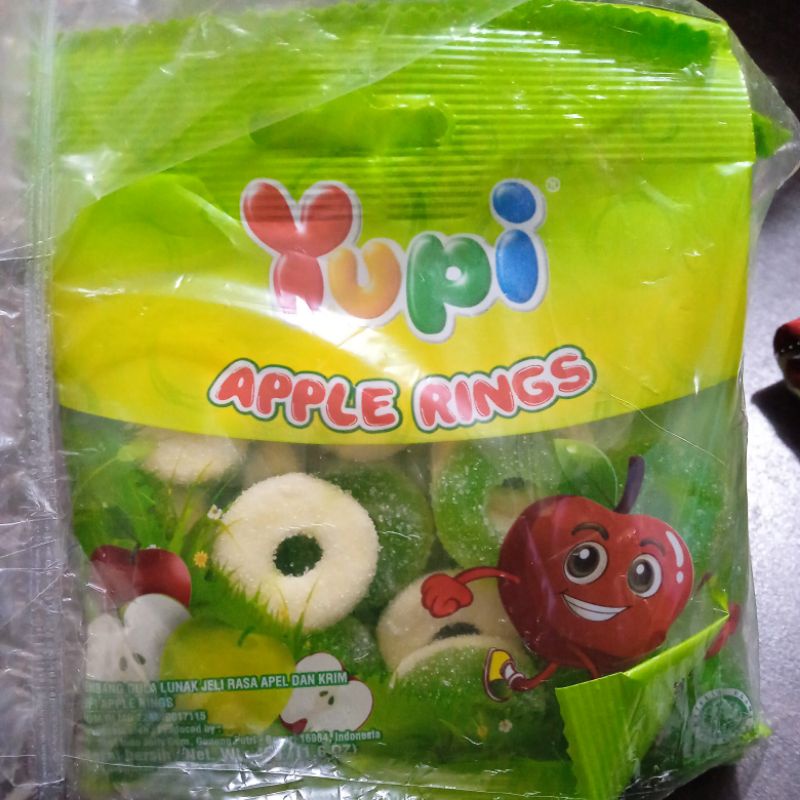 Jual Yupi Jeli Jelly Strawberry Kiss 45gr / Yupi Little Star / Yupi ...