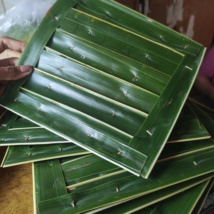 Jual sarana upacara keagamaan Taledan banten slepan Ukuran 22x22cm ...