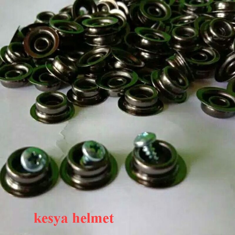 Jual Baut Helm Kancing Helm Bogo 1 Set (3 baut + 3 kancing helm ...