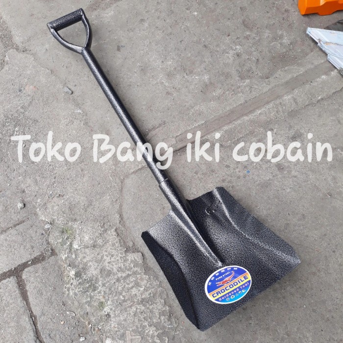Jual Sekop Sekop Pasir Gagang Besi 1Meter Cap Crocodile | Shopee Indonesia