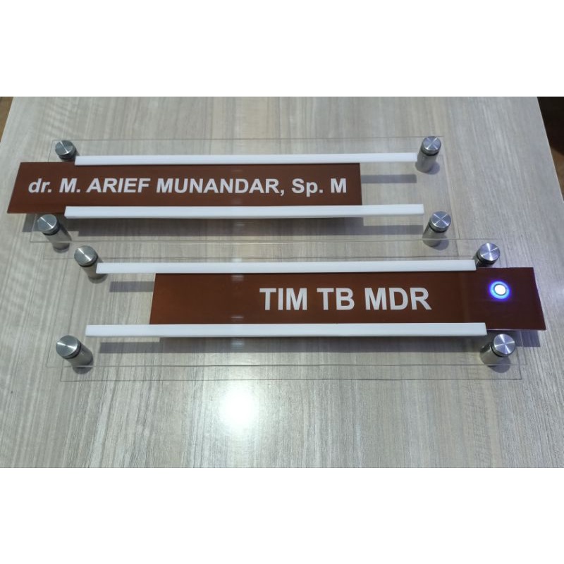 Jual PAPAN AKRILIK SLIDING/NAME TAG SLIDING/ Papan Nama Penunjuk ...