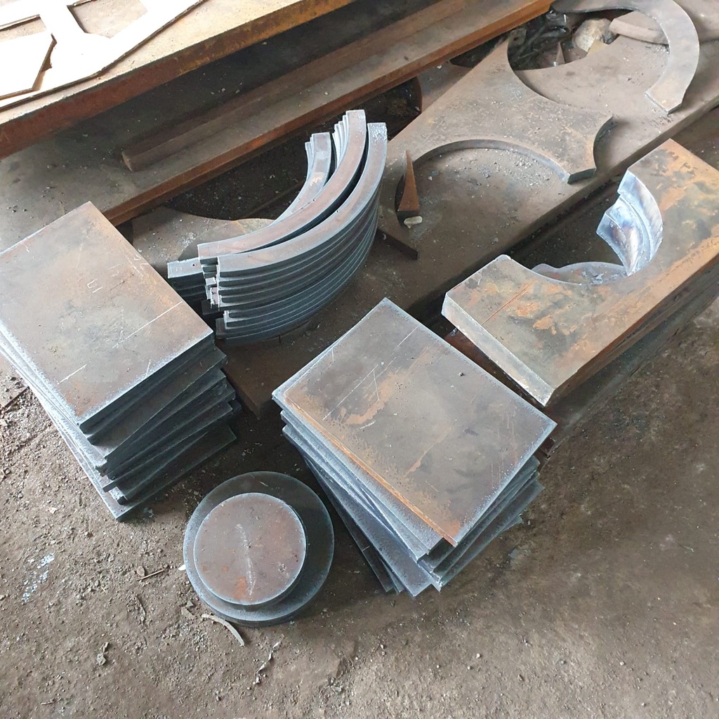 Jual D330 T5 lubang D270 Custom Potong Gas Cutting Plat Besi Berbagai ...