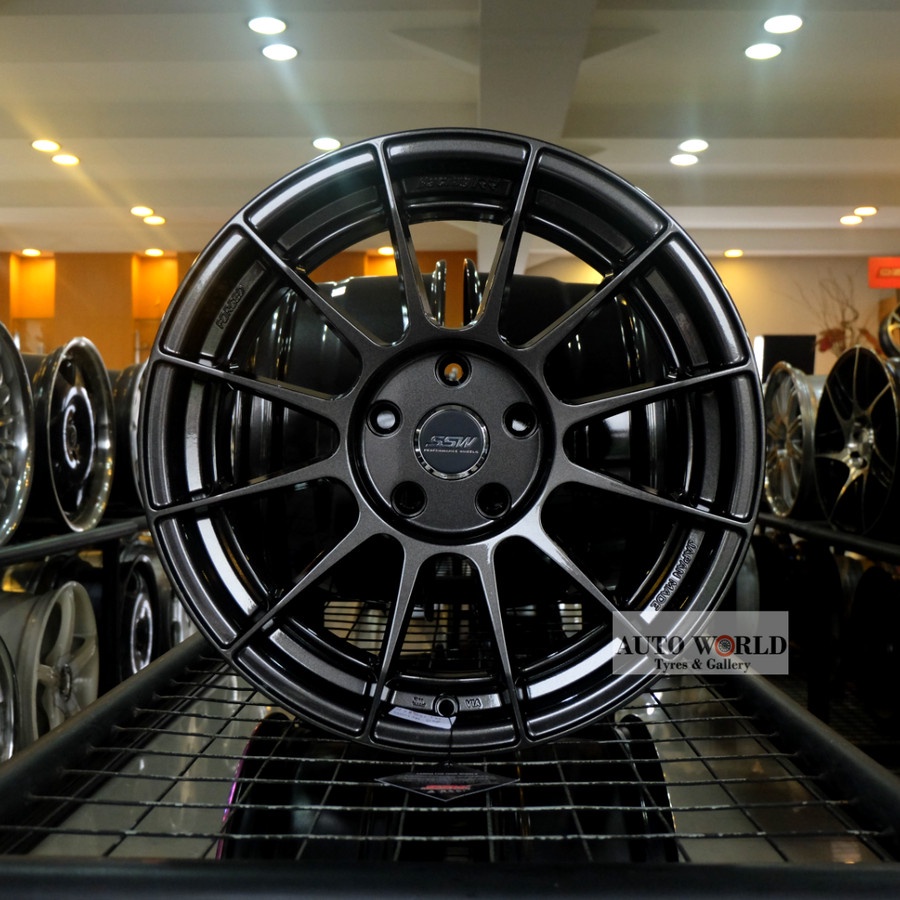 Jual Velg Original SSW S345 Ring 17 PCD 5x114.3 - Innova Reborn, Zenix, HRV, CRV, Xpander, dll ...