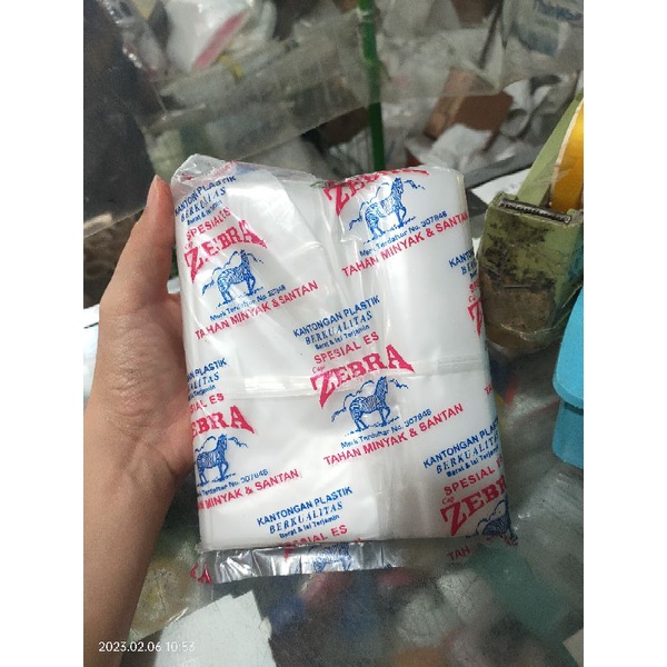 Jual PLASTIK PE Zebra 2kg ukuran 15x37 | Shopee Indonesia