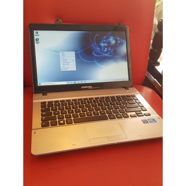 Jual Sale Laptop Notebook Samsung slim mulus bagus | Shopee Indonesia