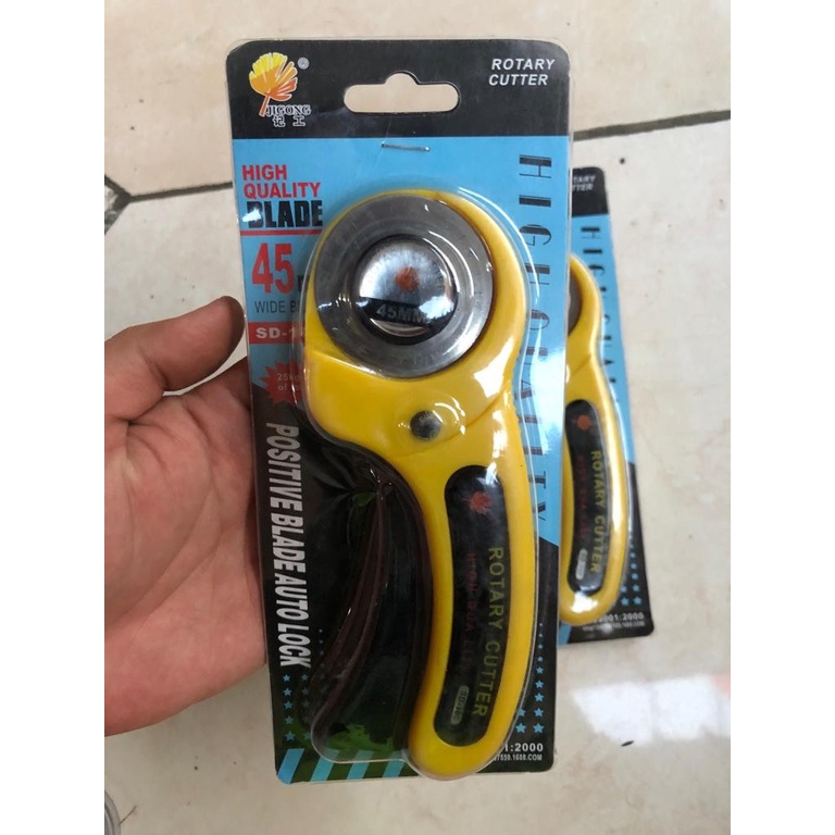 Jual Rotary Cutter 45 mm Roller Blade / Gunting Potong Bahan / alat ...