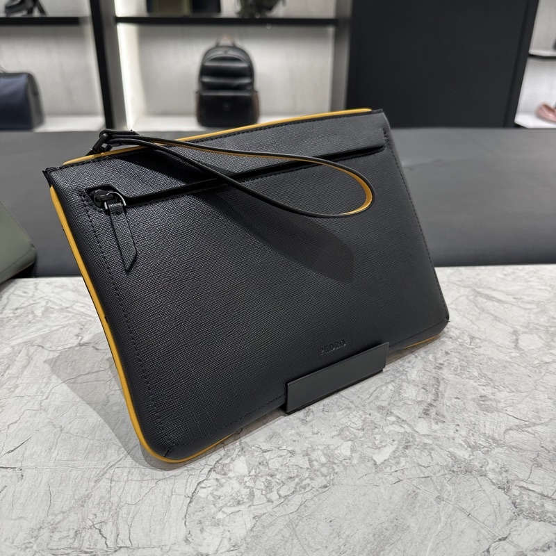 Jual Clutch Pedro Men Original (Jastip) | Shopee Indonesia