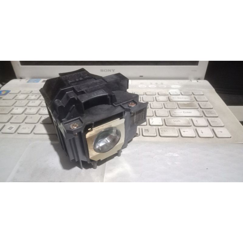 Jual sarang lampu cangkang lampu rumah lampu housing casing lampu proyektor epson ebs200 ebx200 ...