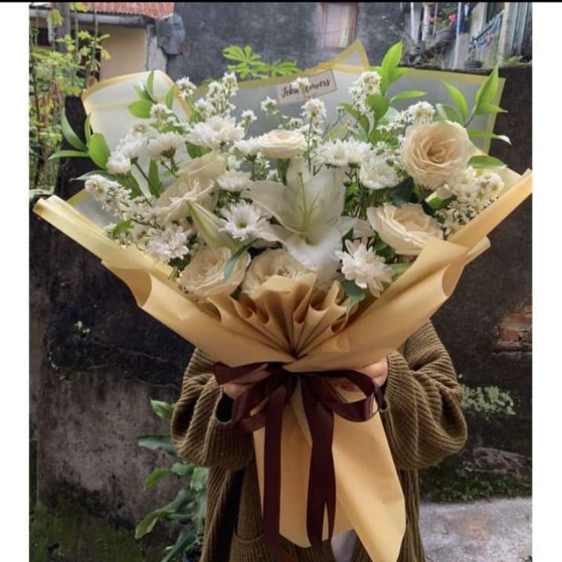 Jual BEINS - BUCKET IMPORT / BUCKET BUNGA MAWAR ASLI CANTIK / BUCKET ...