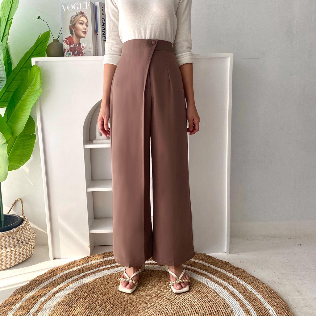 Jual VELOVE - Overlap Kulot Pants - 10 COLOR & 2 SIZE / Celana Kulot ...