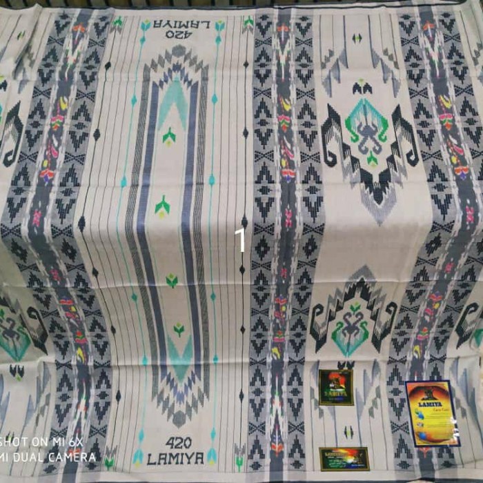 Jual Sarung Tenun Sutra Samarinda Lamiya 420 Motif SGE bukan Tamer BHS ...