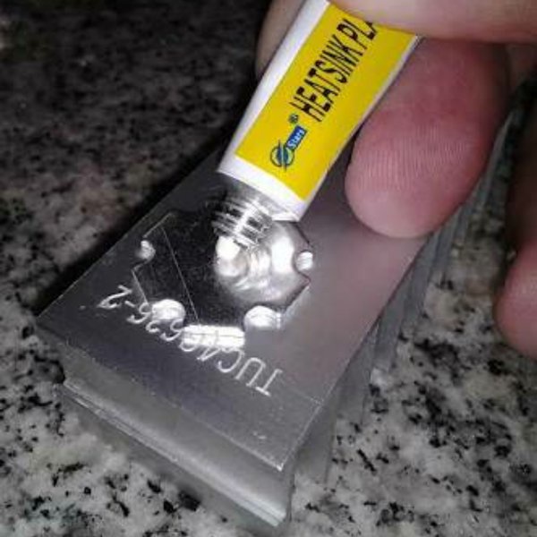 Jual Lem Heatsink Thermal Adhesive Heatsink Plaster 922 Heatsink ...