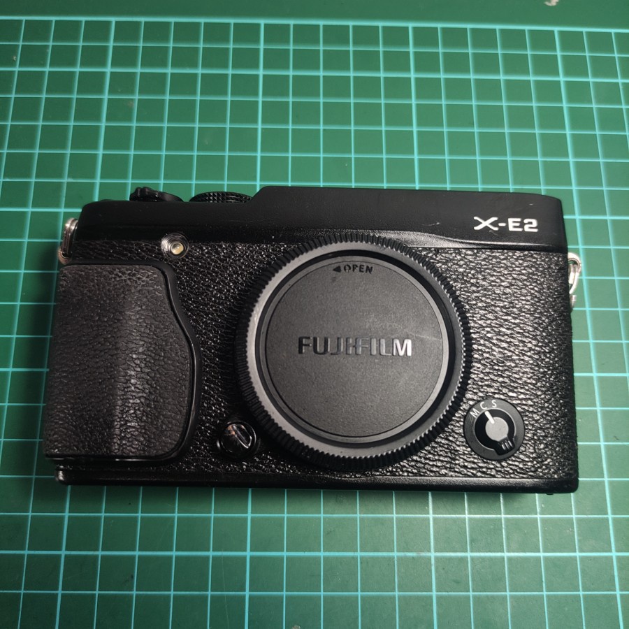 Jual Camera Fujifilm XE2 Body Only | Fujifilm X-E2 wifi | Shopee Indonesia