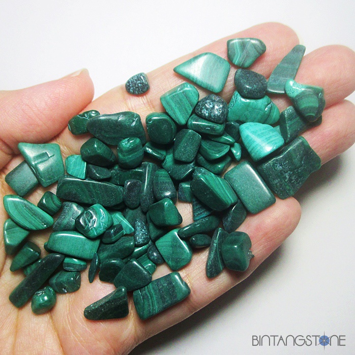 Jual Malachite Africa Tumbled Chips Stone 5 Gram Healing Crystal ...