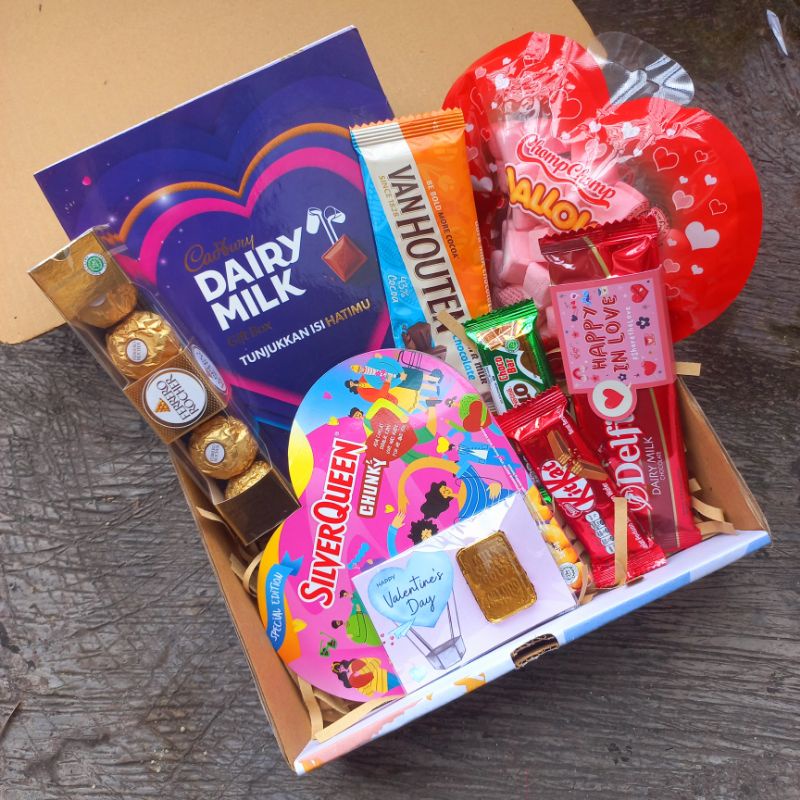 Jual HAMPERS SILVERQUEEN LOVE FERRERO ROCHER KITKAT dairy milk MILO ...