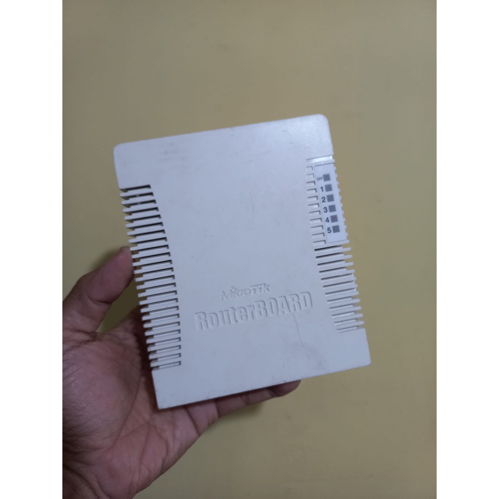 Jual Mikrotik RB951G-2HnD RB751G-2HnD RB751U-2HnD | Shopee Indonesia