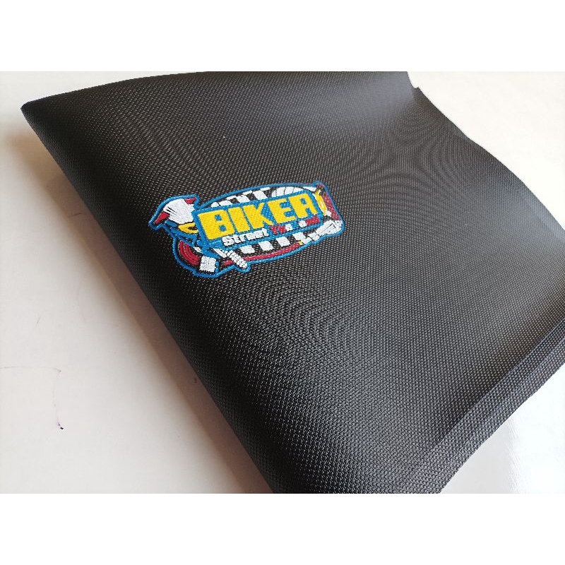 Jual cover sarung kulit jok motor variasi logo Biker | Shopee Indonesia