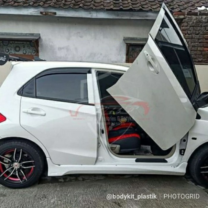 Jual Bodykit Honda Brio Tx 2016 2017 2018 Kombinasi Mugen Modulo Zercon - Samping Zercon ...