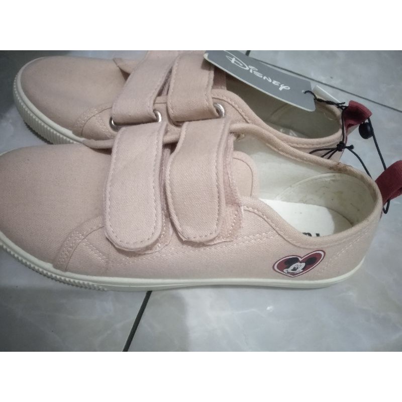Jual POLARIS Sepatu Rubi mickey mouse/kotak-kotak | Shopee Indonesia
