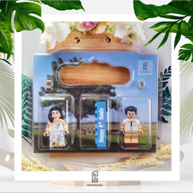 Jual Blister Lego Mini Me with Background and Bricks by Request ...