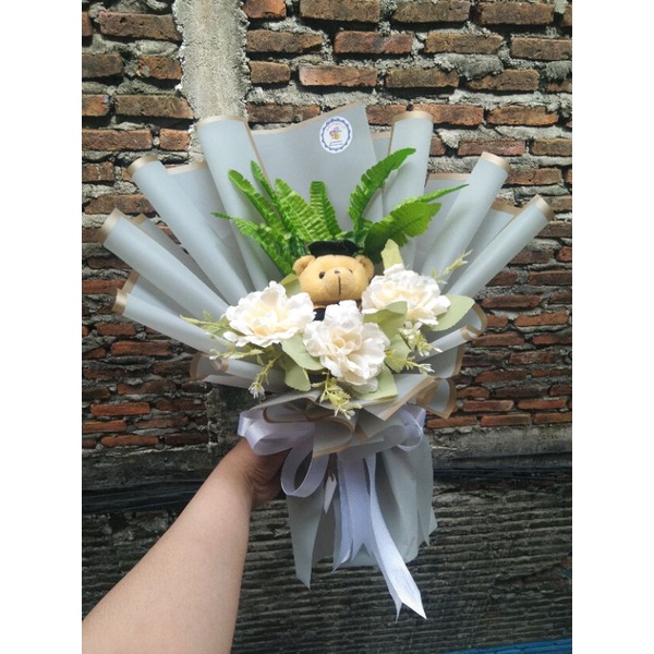 Jual BUCKET BONEKA WISUDA DAN BUNGA MURAH | Shopee Indonesia