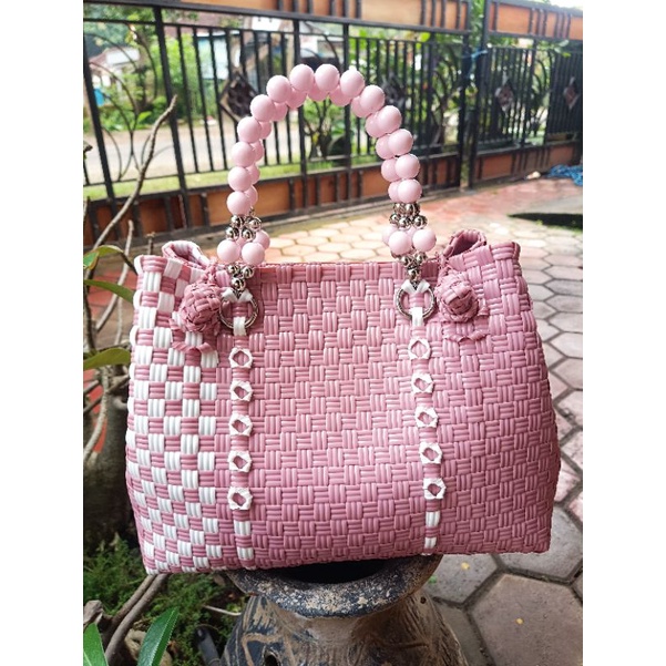 Jual tas anyaman sultan kancing 2 | Shopee Indonesia
