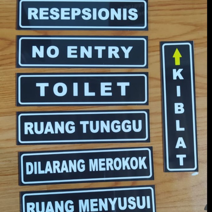 Jual Sign Akrilik Petunjuk Papan ruangan BG hitam Elegan Custom ...