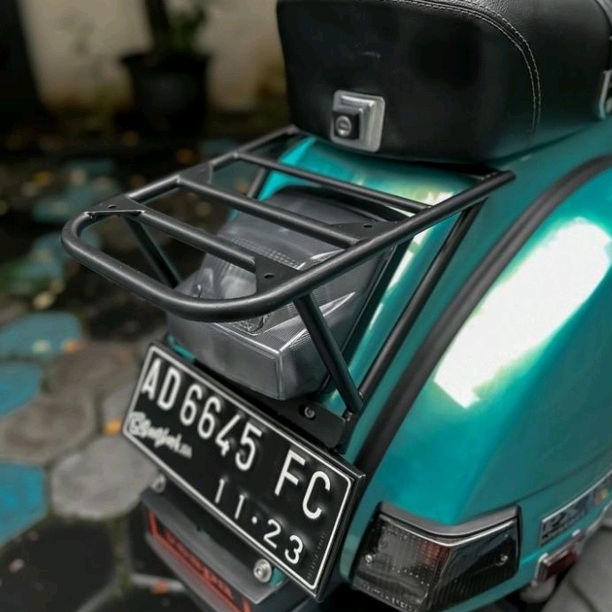 Jual Backrack Vespa Px Exclusive Ps Strada Spartan Model Halycon Black ...