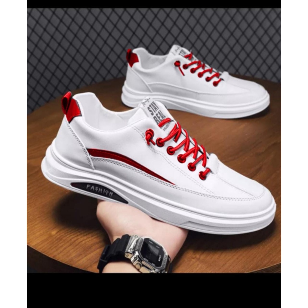 Jual Sepatu pria keren elegan sneakers terbaru cocok untuk olahraga dan ...