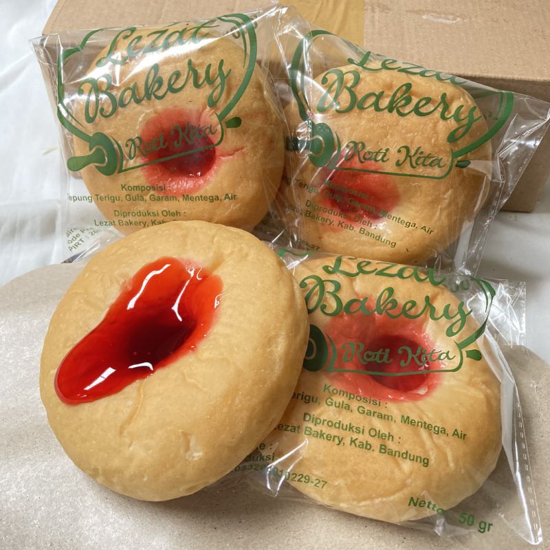 Jual Roti Manis Isi Selai Strawberry | Shopee Indonesia