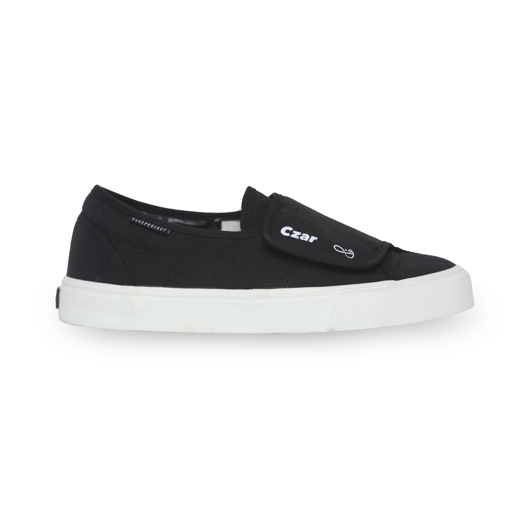 Jual CZAR PROJECT - slip on - NEW BORN STREET ATTACK | Shopee Indonesia