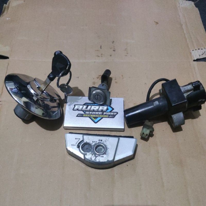 Jual kunci kontak set original cb150 k15 pnp Verza old cb150r | tutup ...