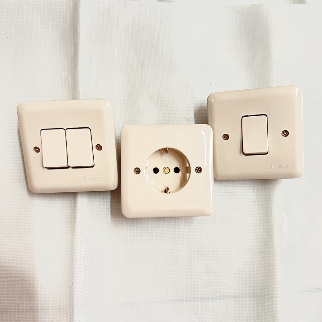 Jual Saklar Inbow/Saklar Tanam Broco Engkel-Seri 6612U | Shopee Indonesia